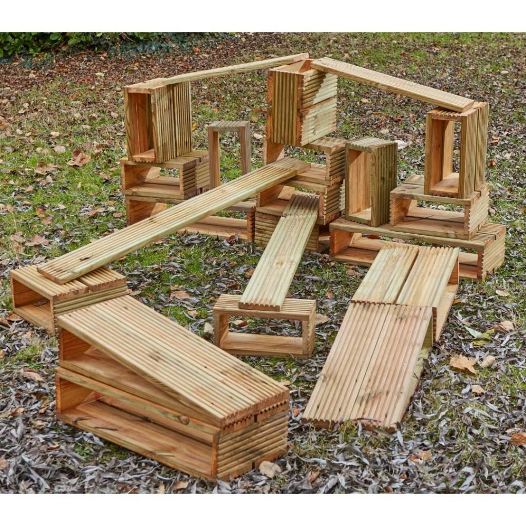 Natureplay Deckciting Outdoor Blocks (25Pk) - Step4