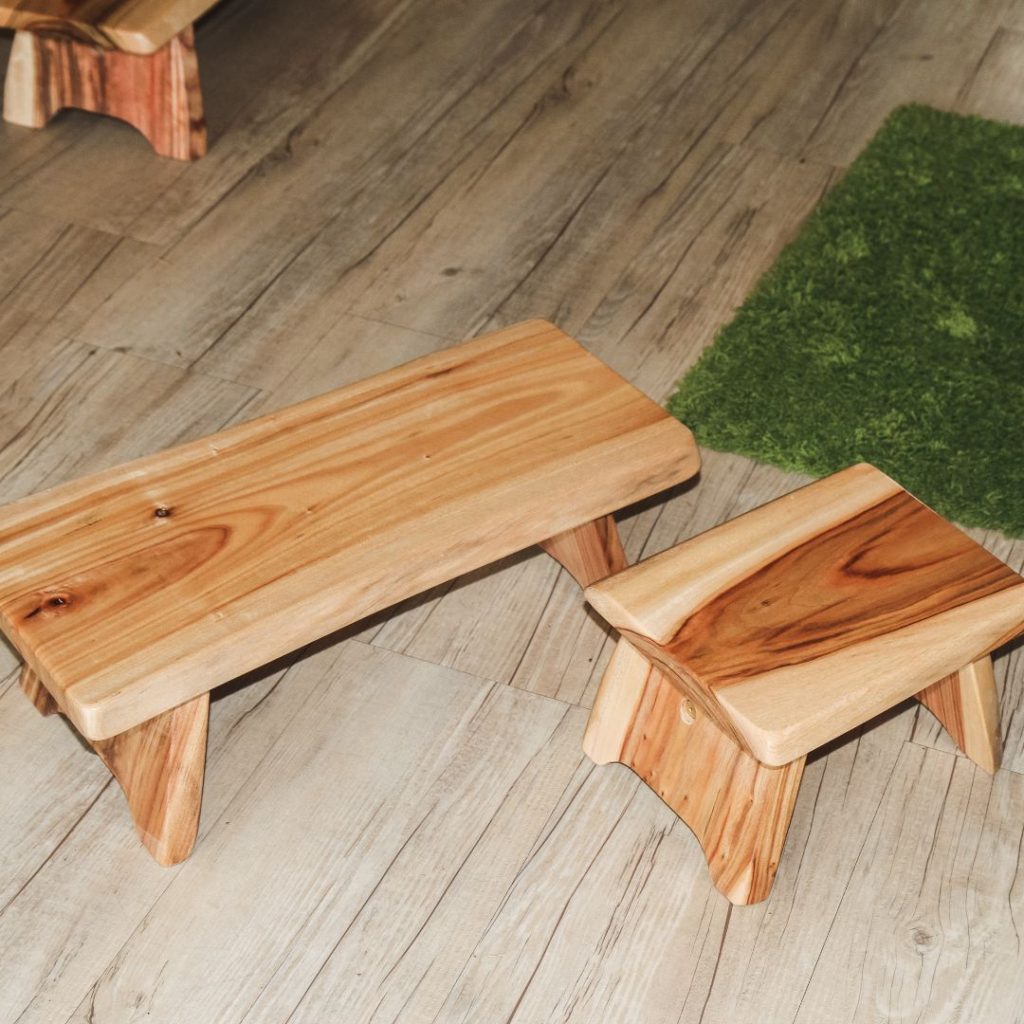 Grangewood Short Timber Stool - Step4