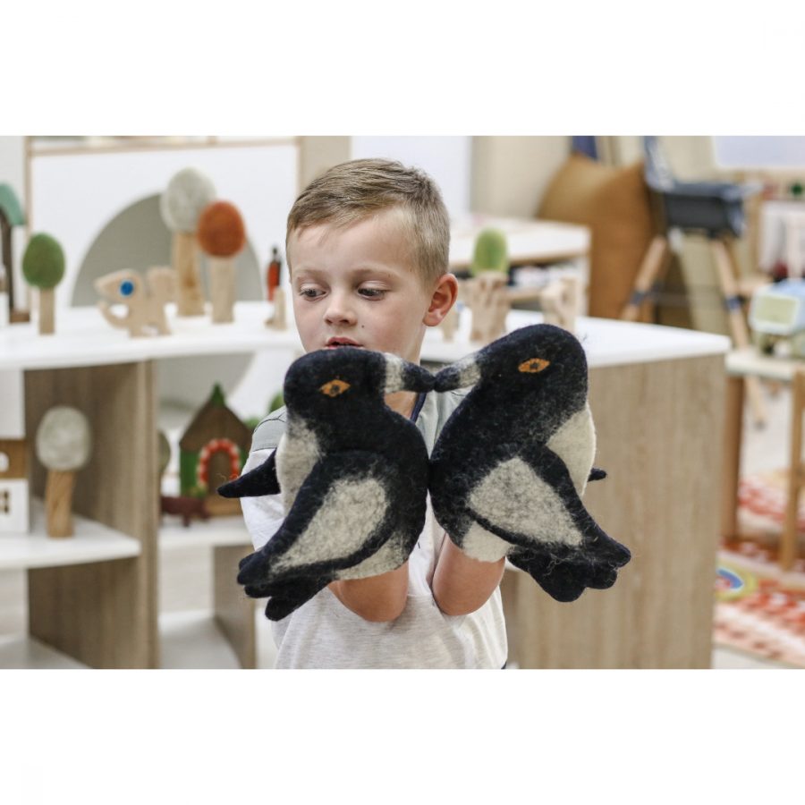 Magpie Hand Puppet (Set of 3) - Step4