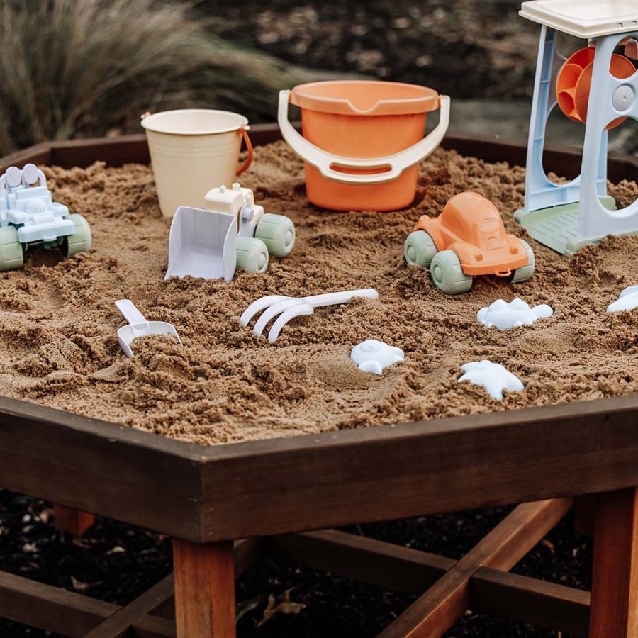Dantoy Pastel Sand Set (45pcs) - Step4